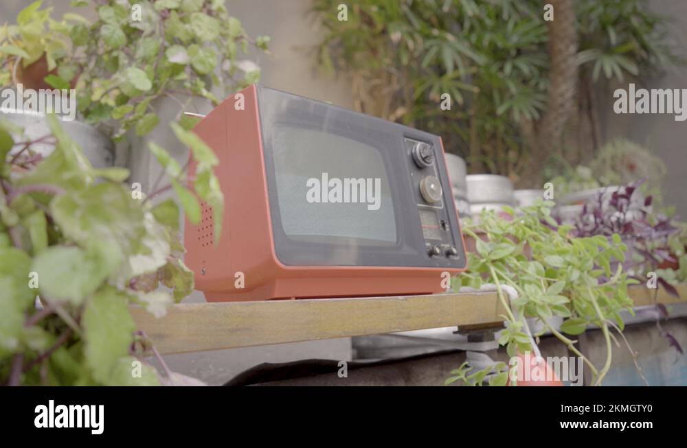 Poor signals Stock Videos & Footage - HD and 4K Video Clips - Alamy