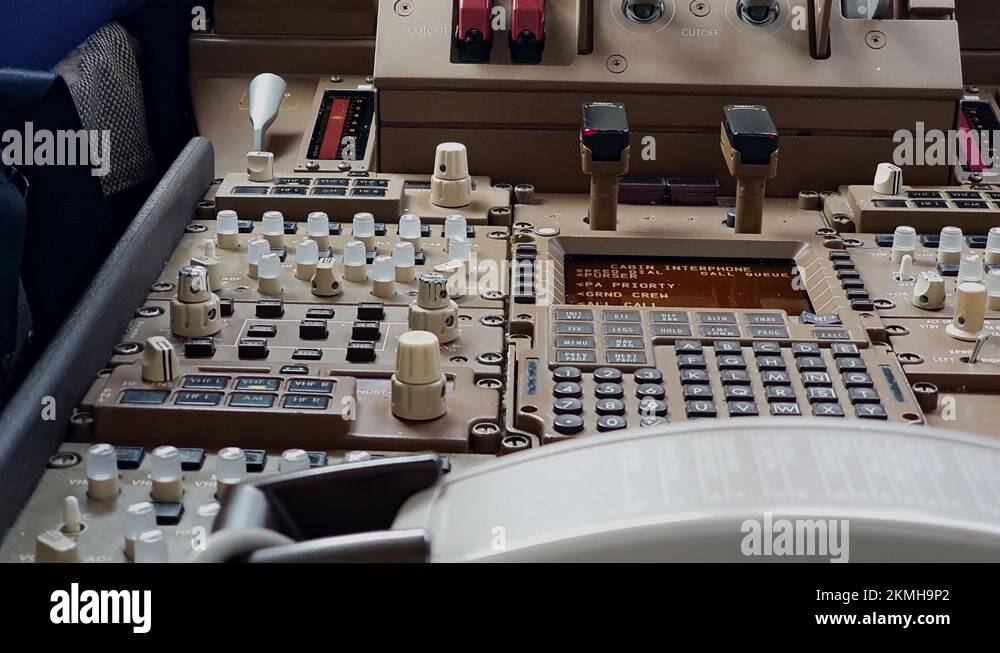 Cockpit knobs Stock Videos & Footage - HD and 4K Video Clips - Alamy