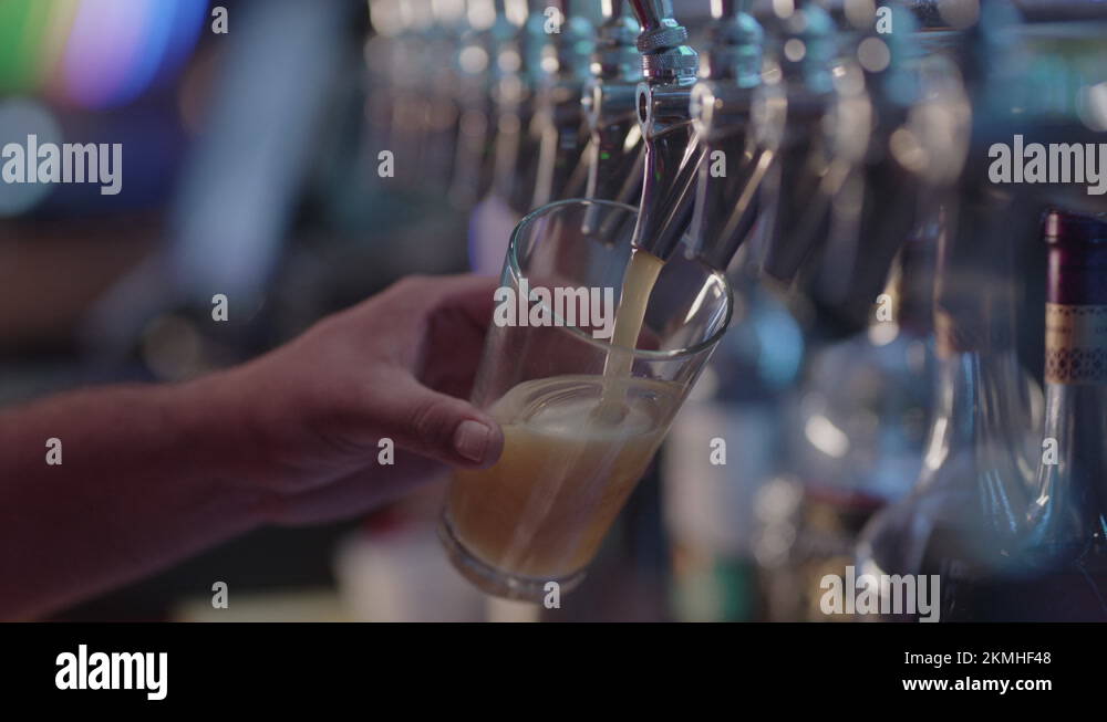 Beer hand pump Stock Videos & Footage - HD and 4K Video Clips - Alamy