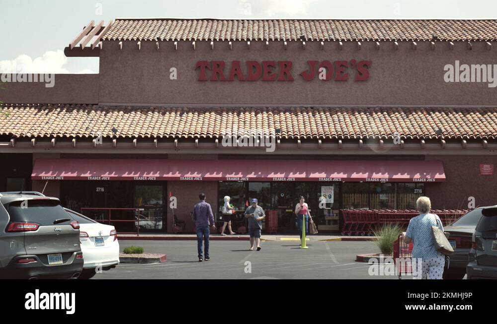 Trader joes Stock Videos & Footage - HD and 4K Video Clips - Alamy