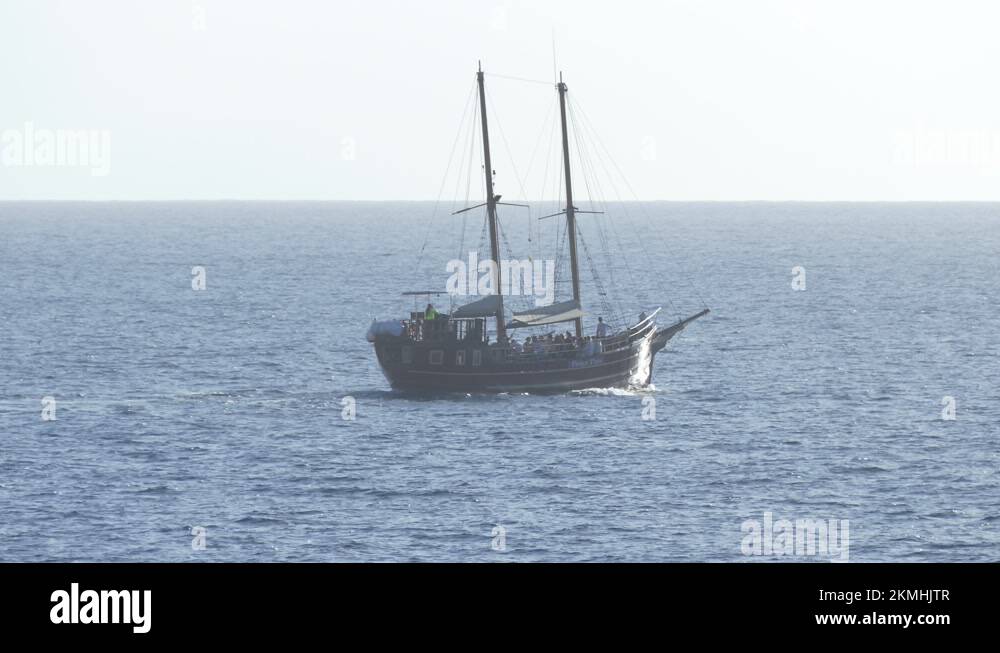 Peter pan red Stock Videos & Footage - HD and 4K Video Clips - Alamy