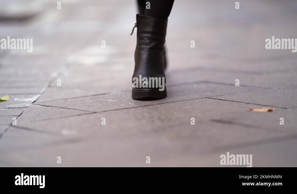 Female soles feet Stock Videos & Footage - HD and 4K Video Clips - Alamy