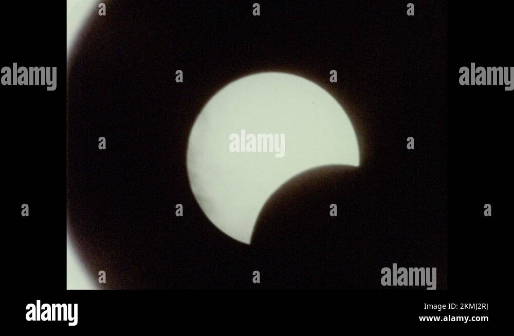 Eclipse viewer Stock Videos & Footage - HD and 4K Video Clips - Alamy