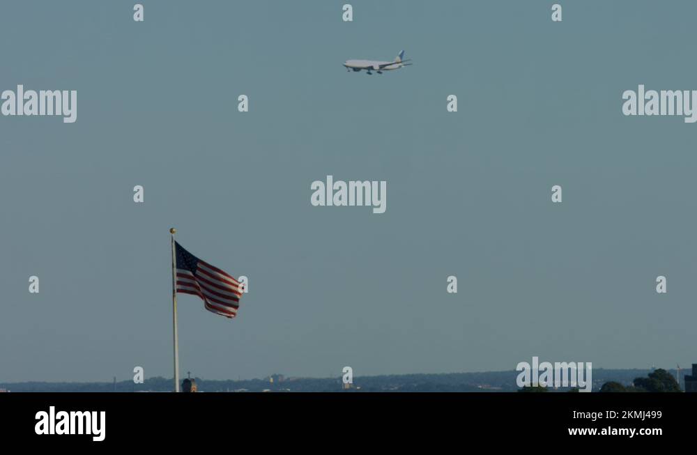 Overhead flag Stock Videos & Footage - HD and 4K Video Clips - Alamy