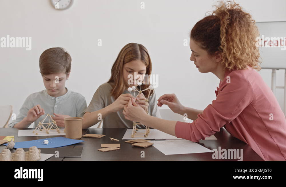 Kids making crafts Stock Videos & Footage - HD and 4K Video Clips - Alamy