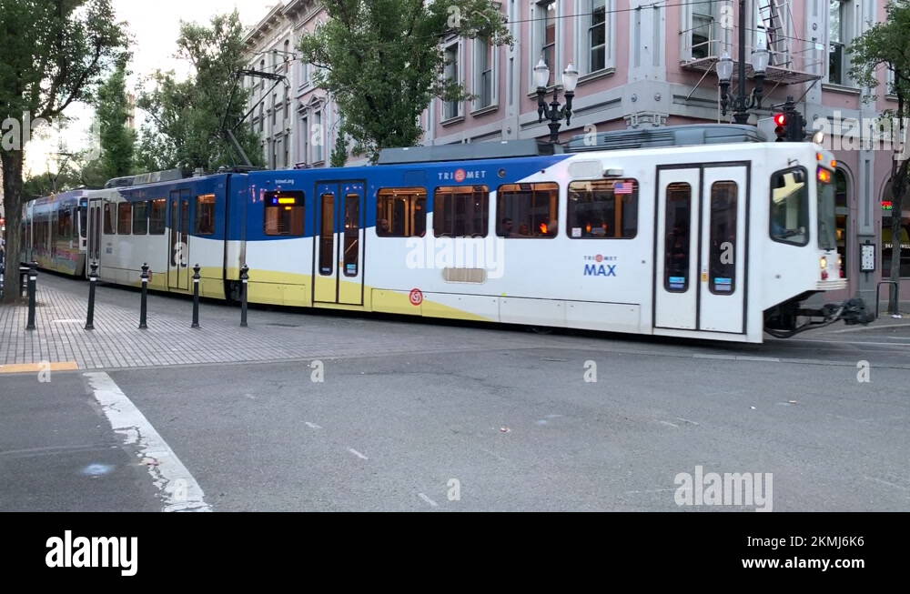 Max light rail Stock Videos & Footage - HD and 4K Video Clips - Alamy