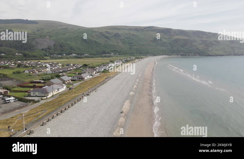 Fairbourne beach Stock Videos & Footage - HD and 4K Video Clips - Alamy