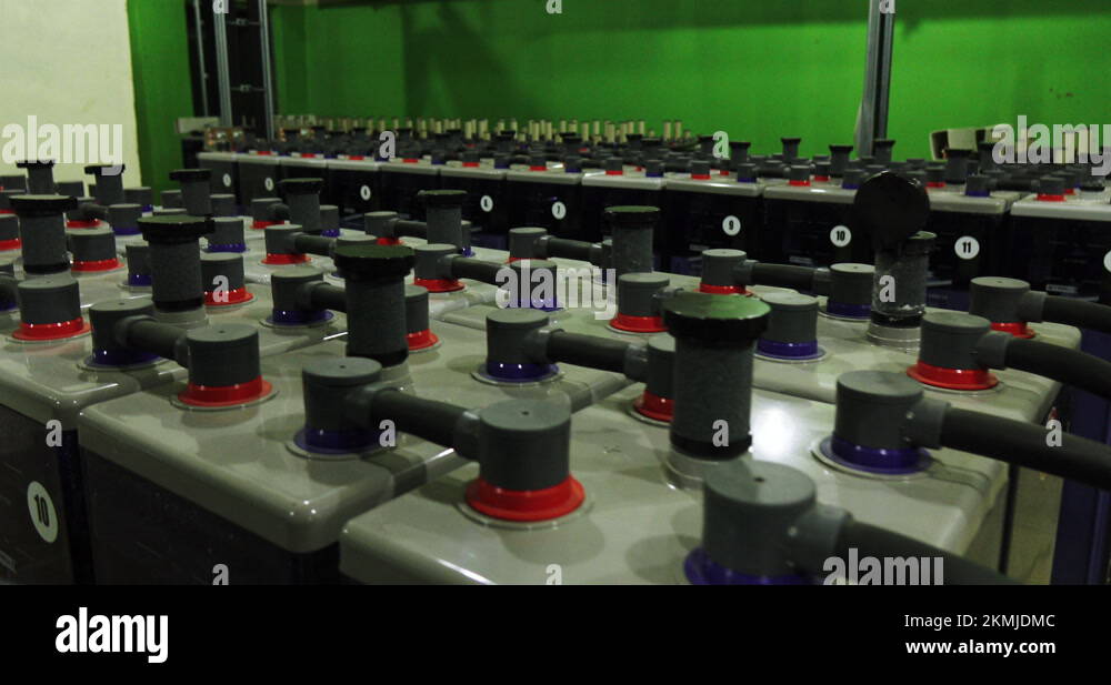 Battery storage room Stock Videos & Footage - HD and 4K Video Clips - Alamy
