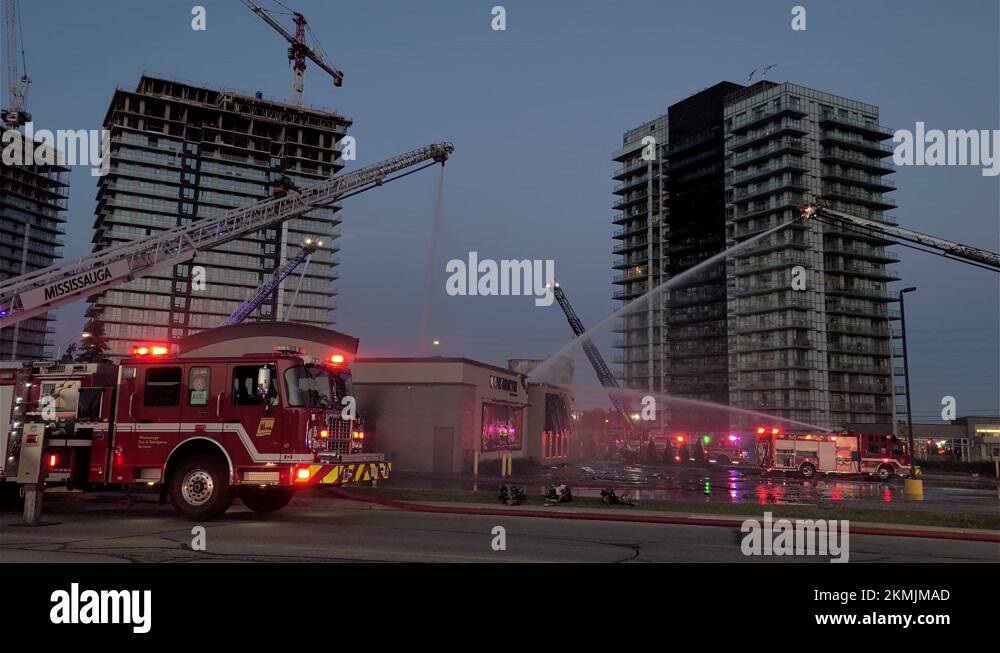 Mississauga Fire Service Extinguishing A Restaurant At Square One In ...