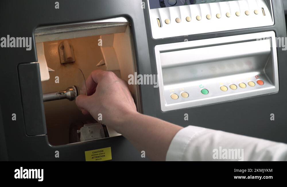 Lens making process Stock Videos & Footage - HD and 4K Video Clips - Alamy