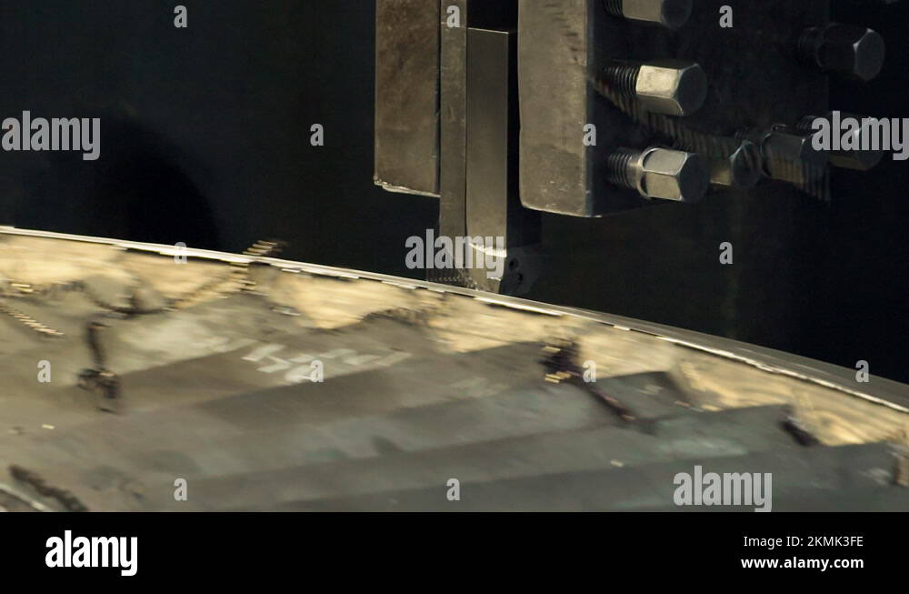 Lathe machinery Stock Videos & Footage - HD and 4K Video Clips - Alamy