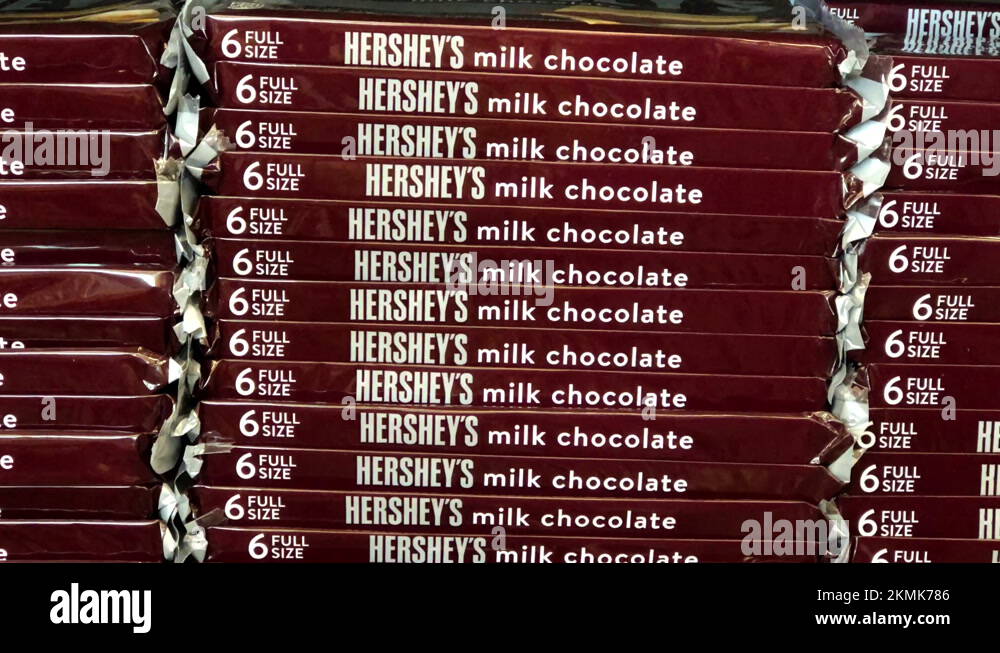 Hersheys milk chocolate candy bar Stock Videos & Footage - HD and 4K Video Clips - Alamy