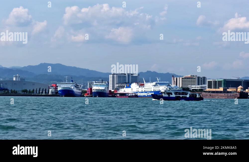 Seaport cities Stock Videos & Footage - HD and 4K Video Clips - Alamy