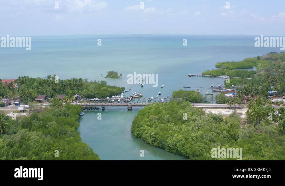 Pandan river Stock Videos & Footage - HD and 4K Video Clips - Alamy