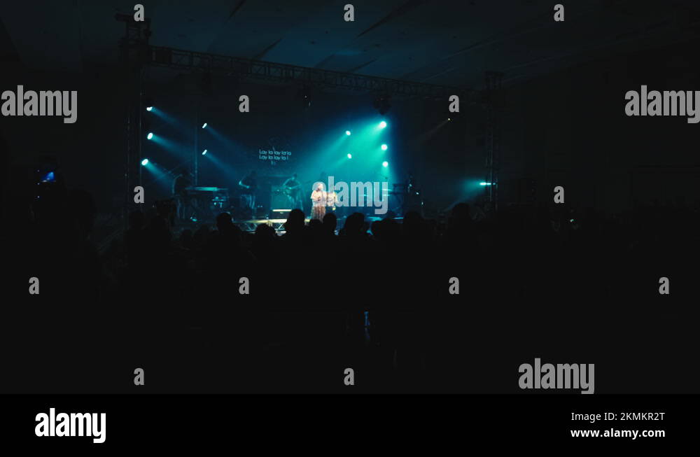 Blue singer Stock Videos & Footage - HD and 4K Video Clips - Alamy