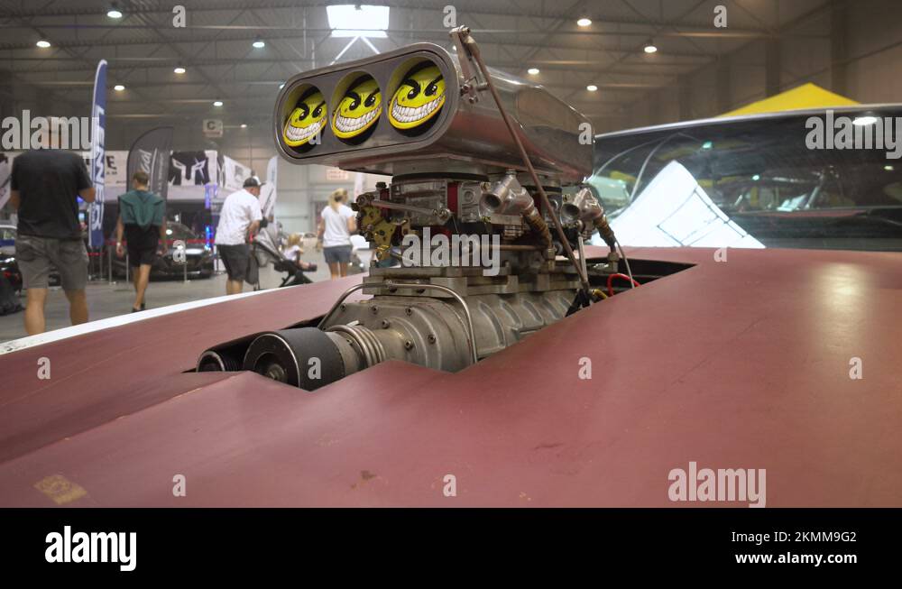 Modified car engine Stock Videos & Footage - HD and 4K Video Clips - Alamy