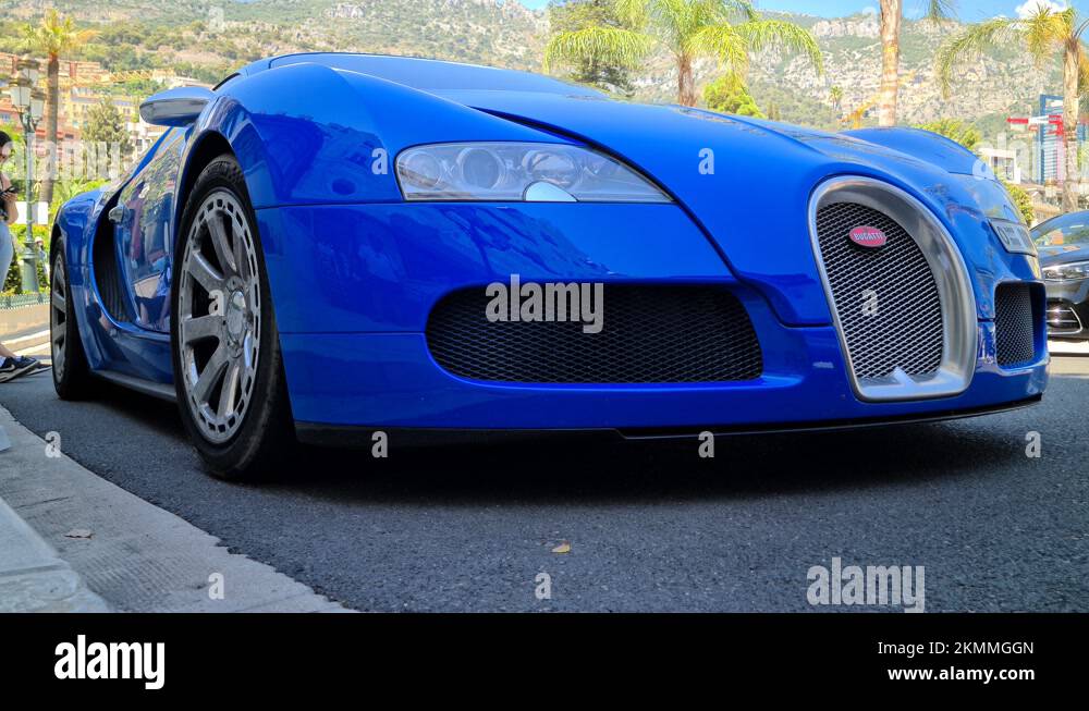 Bugatti logo Stock Videos & Footage - HD and 4K Video Clips - Alamy