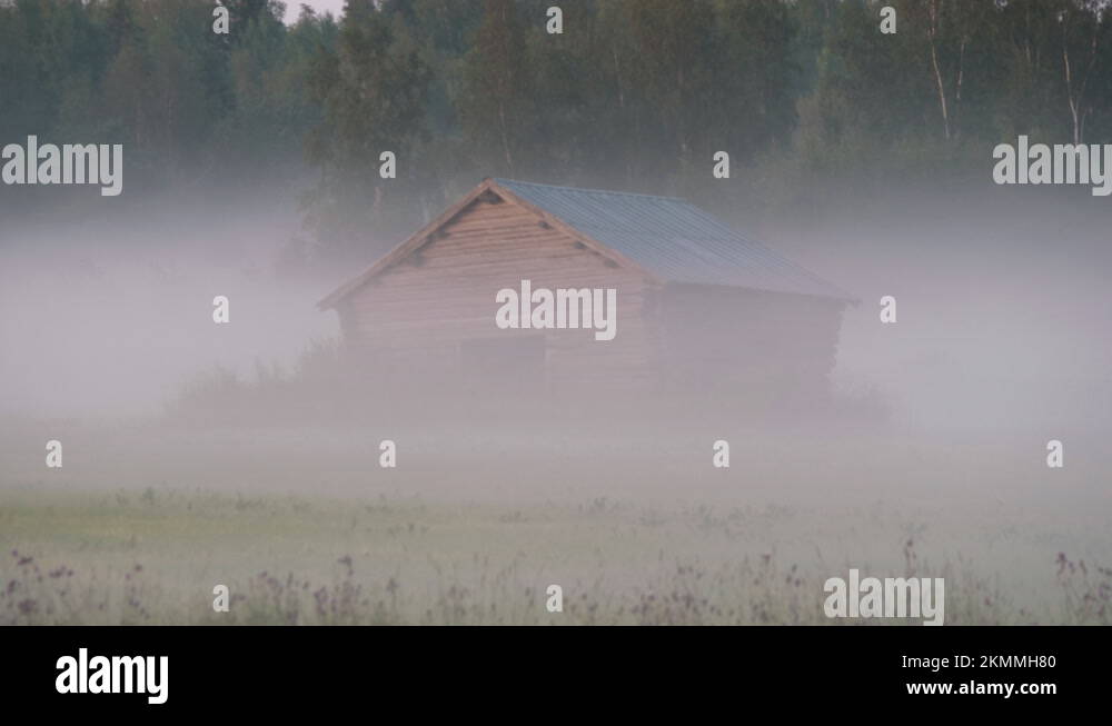 Rustic Old rural barn in moving Mist and Fog in scenic deserted ...