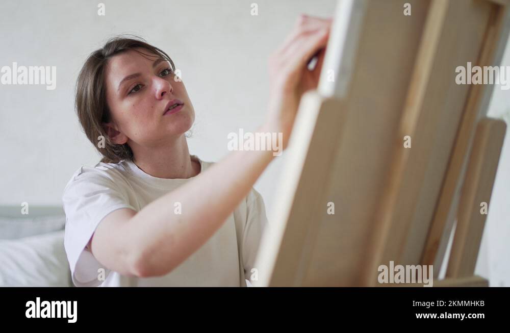 Painter at work drawing Stock Videos & Footage - HD and 4K Video Clips ...