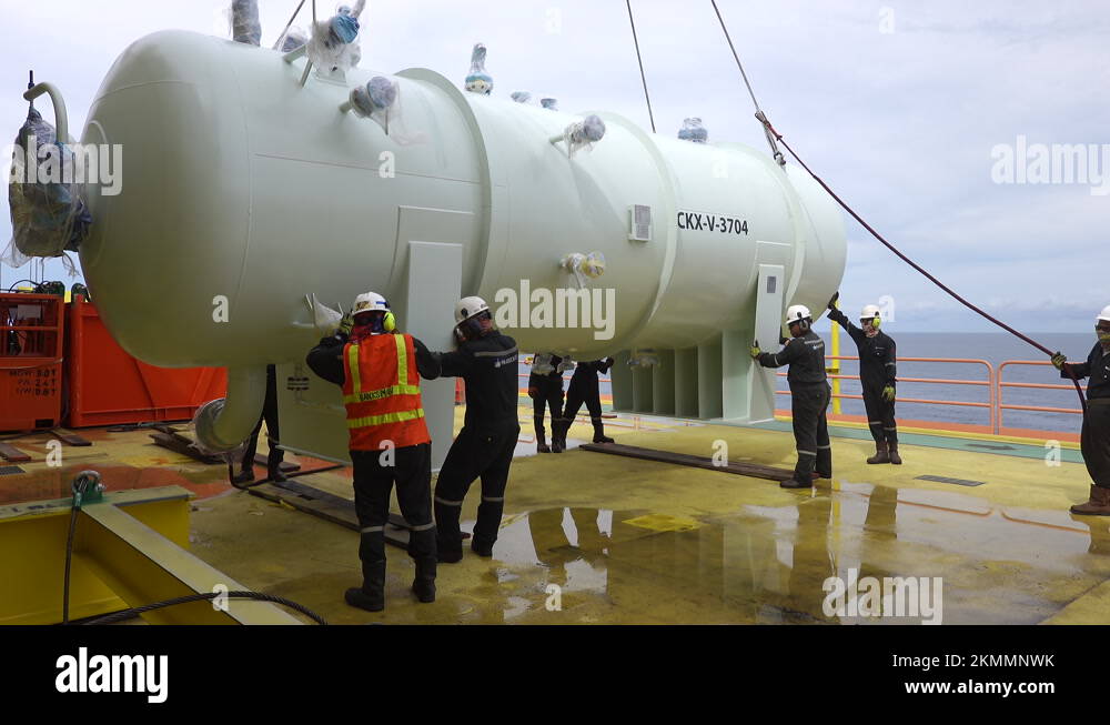 Lifting activities Stock Videos & Footage - HD and 4K Video Clips - Alamy