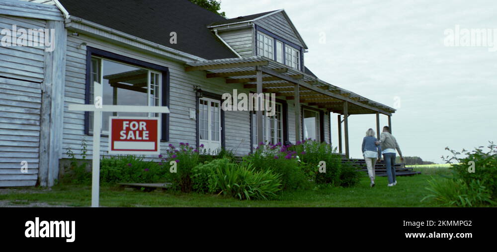 American style sign Stock Videos & Footage - HD and 4K Video Clips - Alamy