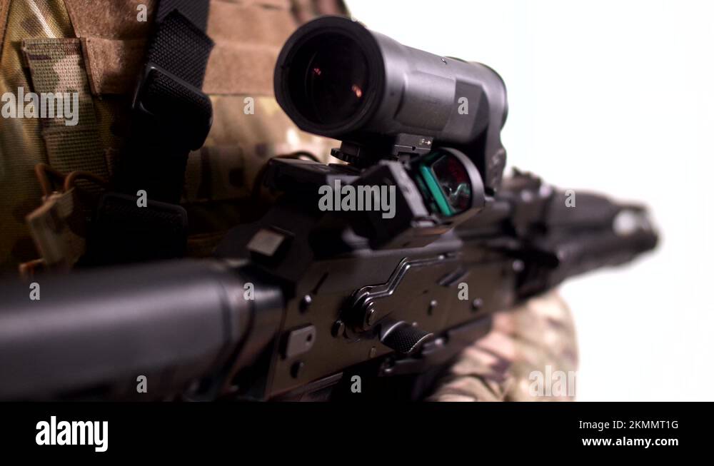 Telescopic sights Stock Videos & Footage - HD and 4K Video Clips - Alamy