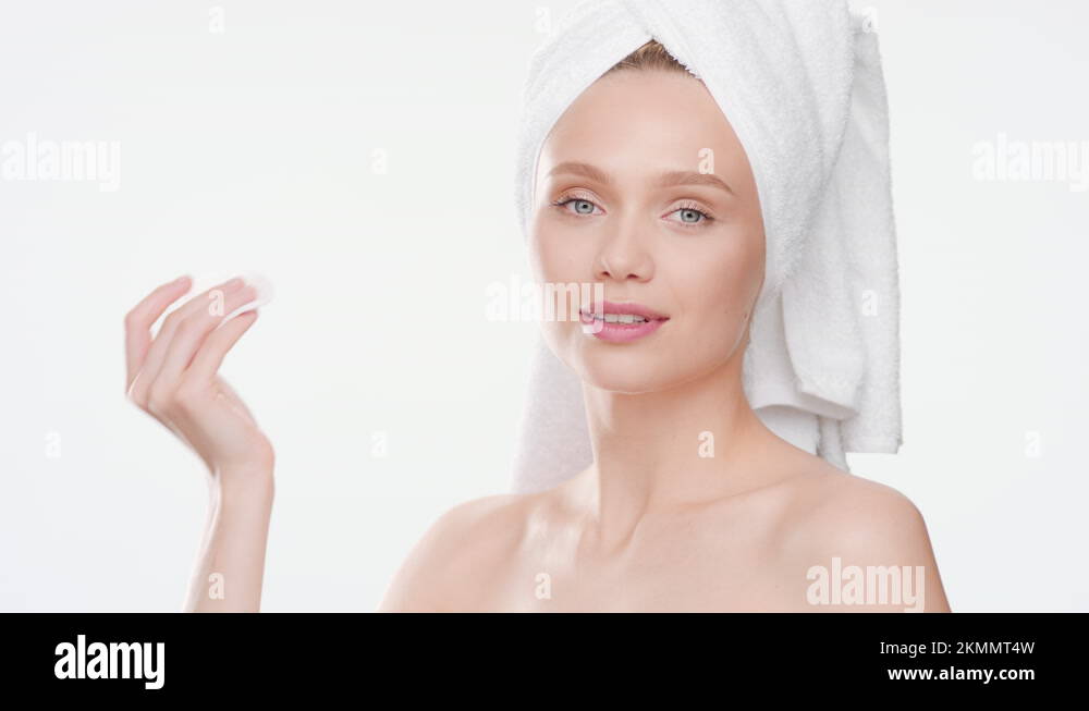 Cheek pad Stock Videos & Footage - HD and 4K Video Clips - Alamy