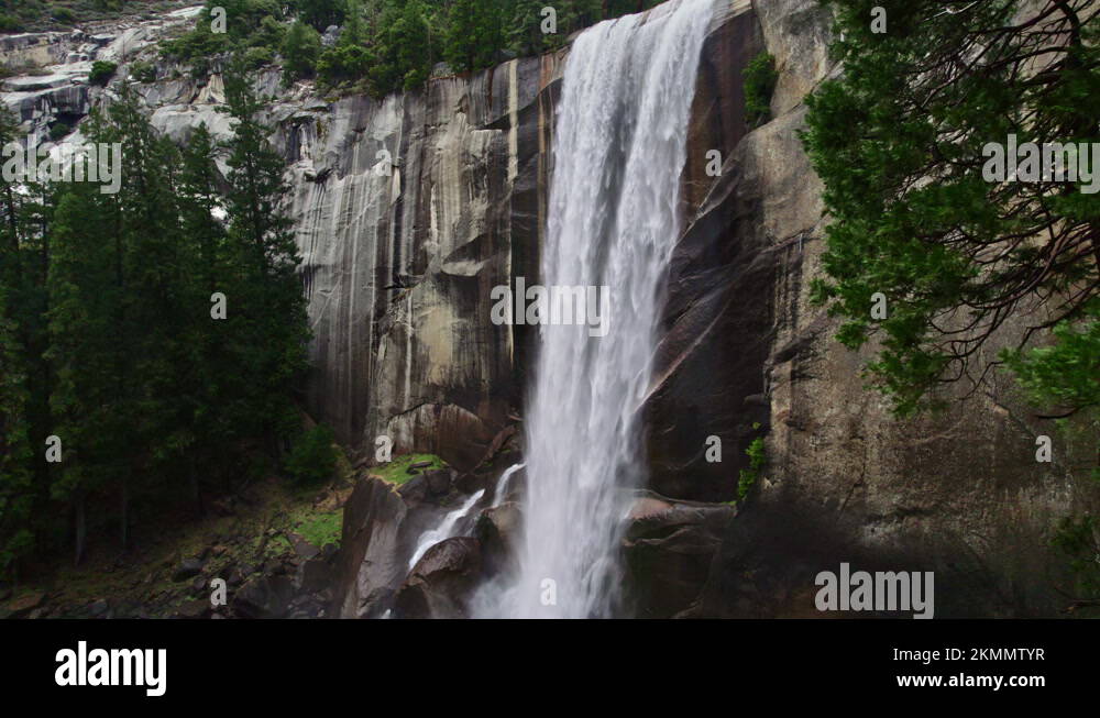 Vernal falls Stock Videos & Footage - HD and 4K Video Clips - Alamy