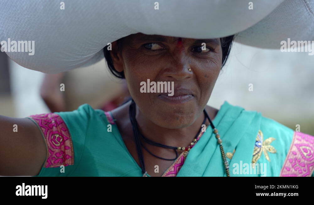 Indian women at work Stock Videos & Footage - HD and 4K Video Clips - Alamy