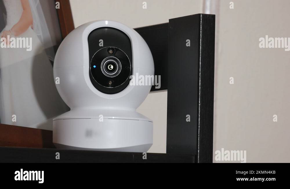 Indoor a Cctv IP wireless Security Camera with rotating head and ...