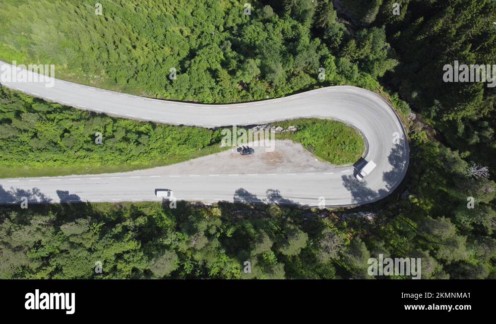Degree curve road Stock Videos & Footage - HD and 4K Video Clips - Alamy