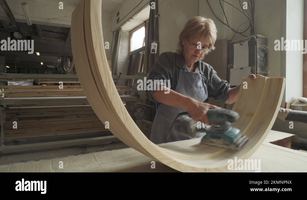 Curved tool Stock Videos & Footage - HD and 4K Video Clips - Alamy