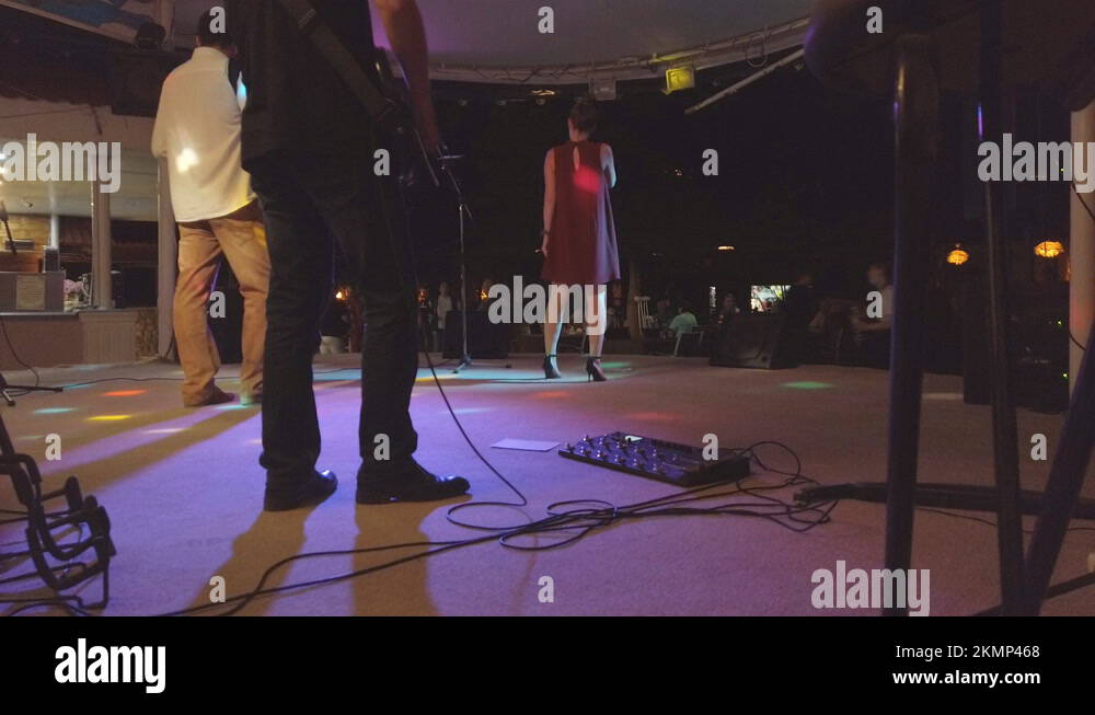 Band stage man woman pub Stock Videos & Footage - HD and 4K Video Clips ...
