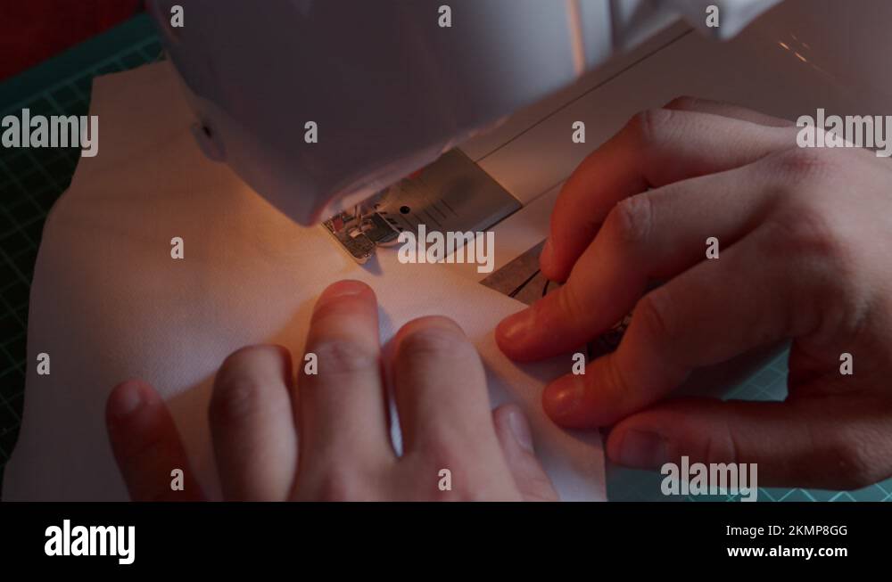 Pulling fabric Stock Videos & Footage - HD and 4K Video Clips - Alamy