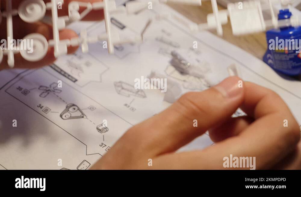Plastic scale model Stock Videos & Footage - HD and 4K Video Clips - Alamy