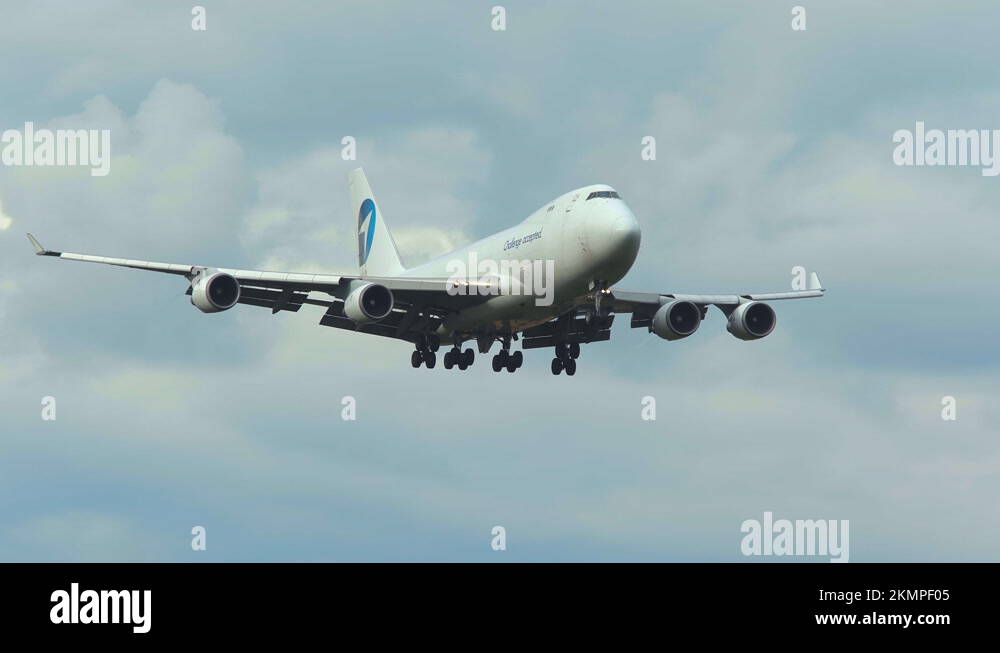 Boeing 747 jumbo jet flight Stock Videos & Footage - HD and 4K Video ...