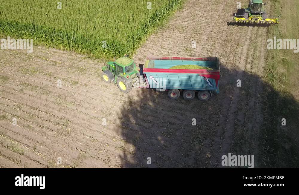 Corn tractor Stock Videos & Footage - HD and 4K Video Clips - Alamy