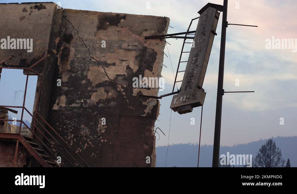 Wildfire signs Stock Videos & Footage - HD and 4K Video Clips - Alamy