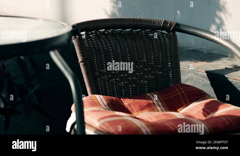 Empty smoking area Stock Videos & Footage - HD and 4K Video Clips - Alamy