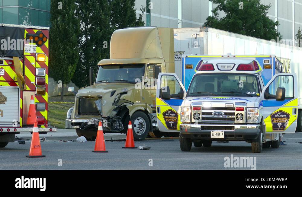 Lorry vehicles Stock Videos & Footage - HD and 4K Video Clips - Alamy