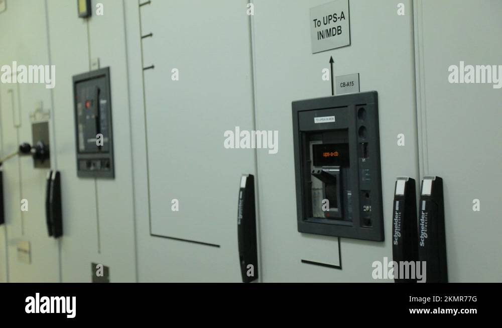 Power circuits Stock Videos & Footage - HD and 4K Video Clips - Alamy