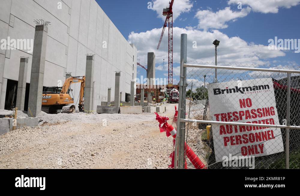 No work here signs Stock Videos & Footage - HD and 4K Video Clips - Alamy