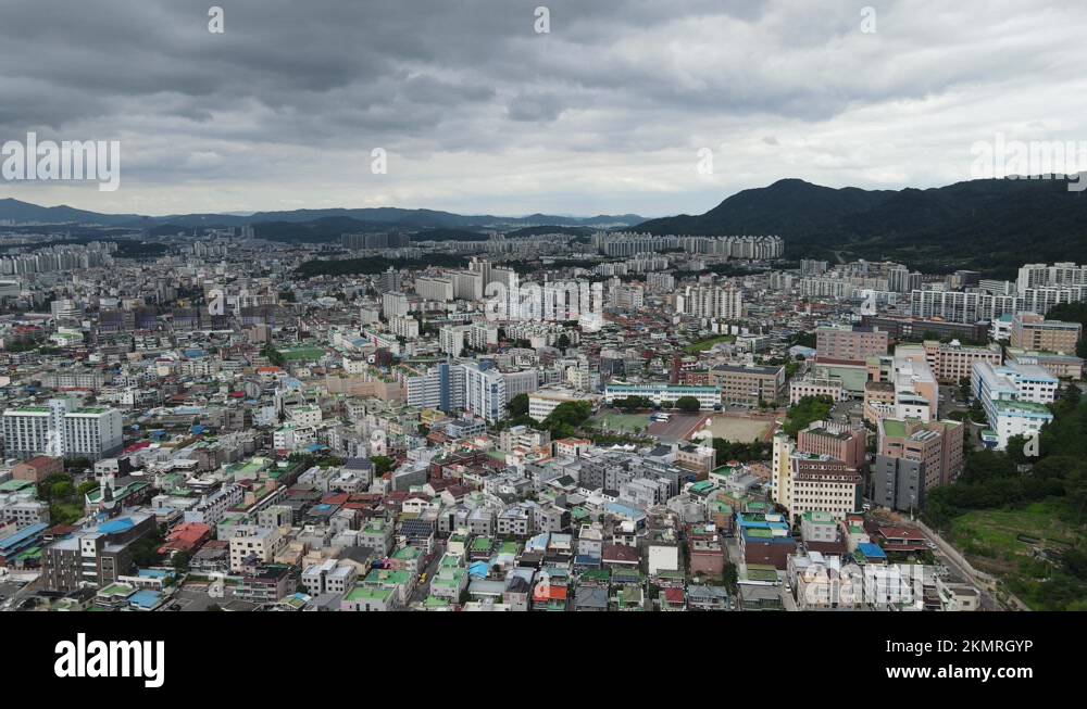 Overpopulation asia Stock Videos & Footage - HD and 4K Video Clips - Alamy