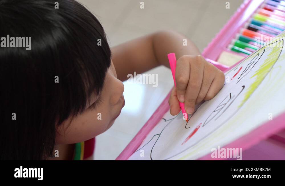 Drawing in paper Stock Videos & Footage - HD and 4K Video Clips - Alamy