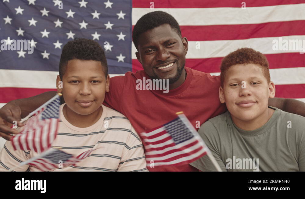 Portrait flags Stock Videos & Footage - HD and 4K Video Clips - Alamy