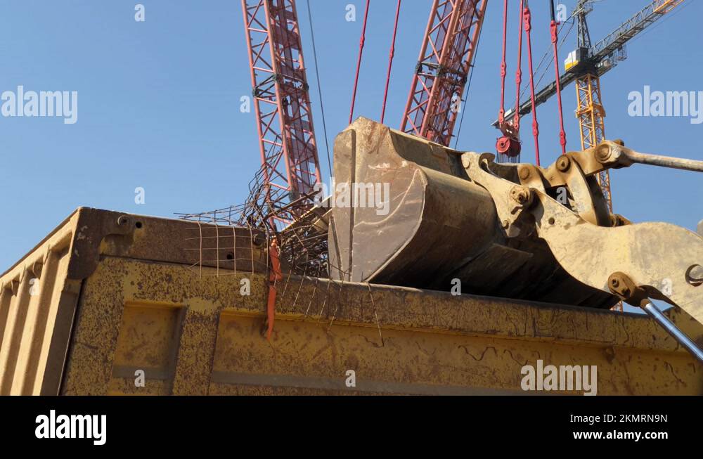 Scrap removal Stock Videos & Footage - HD and 4K Video Clips - Alamy