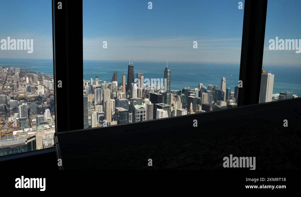 Chicago willis tower view Stock Videos & Footage - HD and 4K Video Clips - Alamy