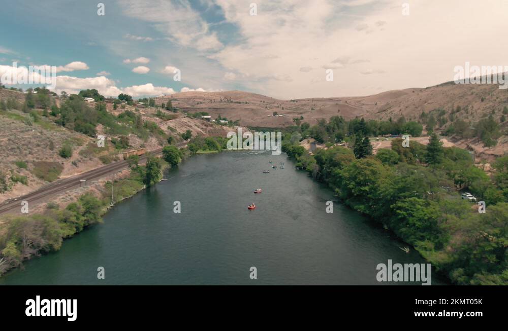 Maupin oregon Stock Videos & Footage - HD and 4K Video Clips - Alamy