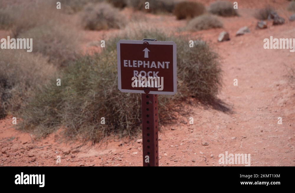 Elephant Rock Trail Sign and Direction, Valley of Fire State Park ...