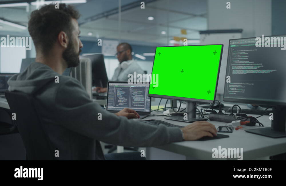 Using programmer Stock Videos & Footage - HD and 4K Video Clips - Alamy